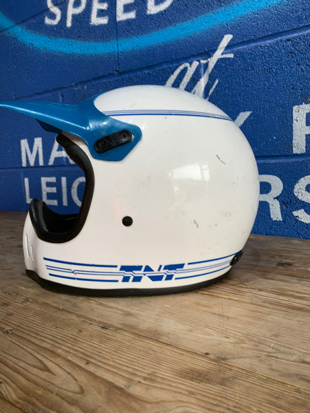 BELL TNT MOTO 3 LARGE HELMET WHITE AND BLUE – Huggys Speedshop