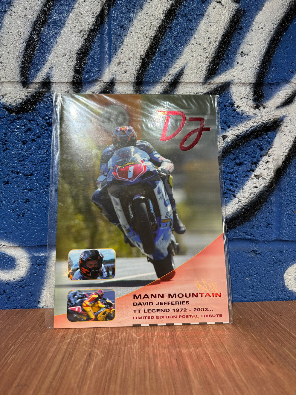 VINTAGE DAVID JEFFERIES TT LEGEND 1972-2003 TRIBUTE BOOK – Huggys Speedshop