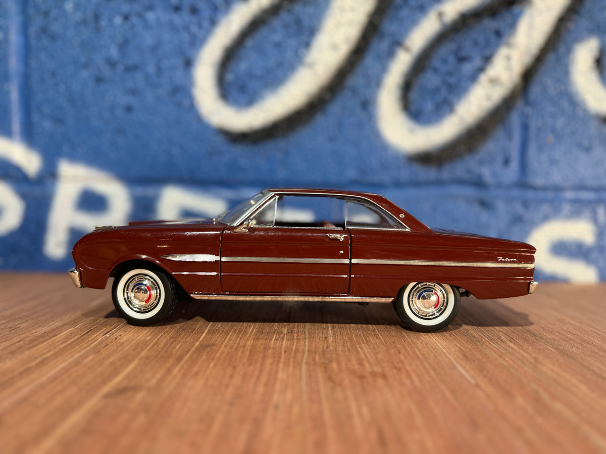 1963 FORD FALCON 1/18 SCALE DIECAST ROAD SIGNATURE TOY – Huggys Speedshop